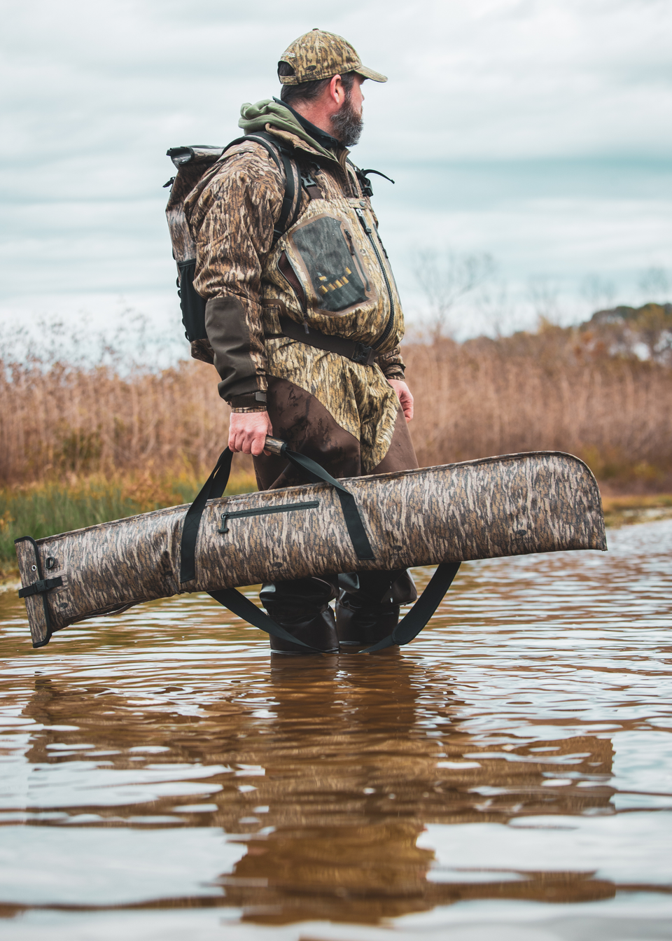Mossy Oak -Auto-Sealing, Waterproof, Floating, Scent Proof Shotgun Bag ...